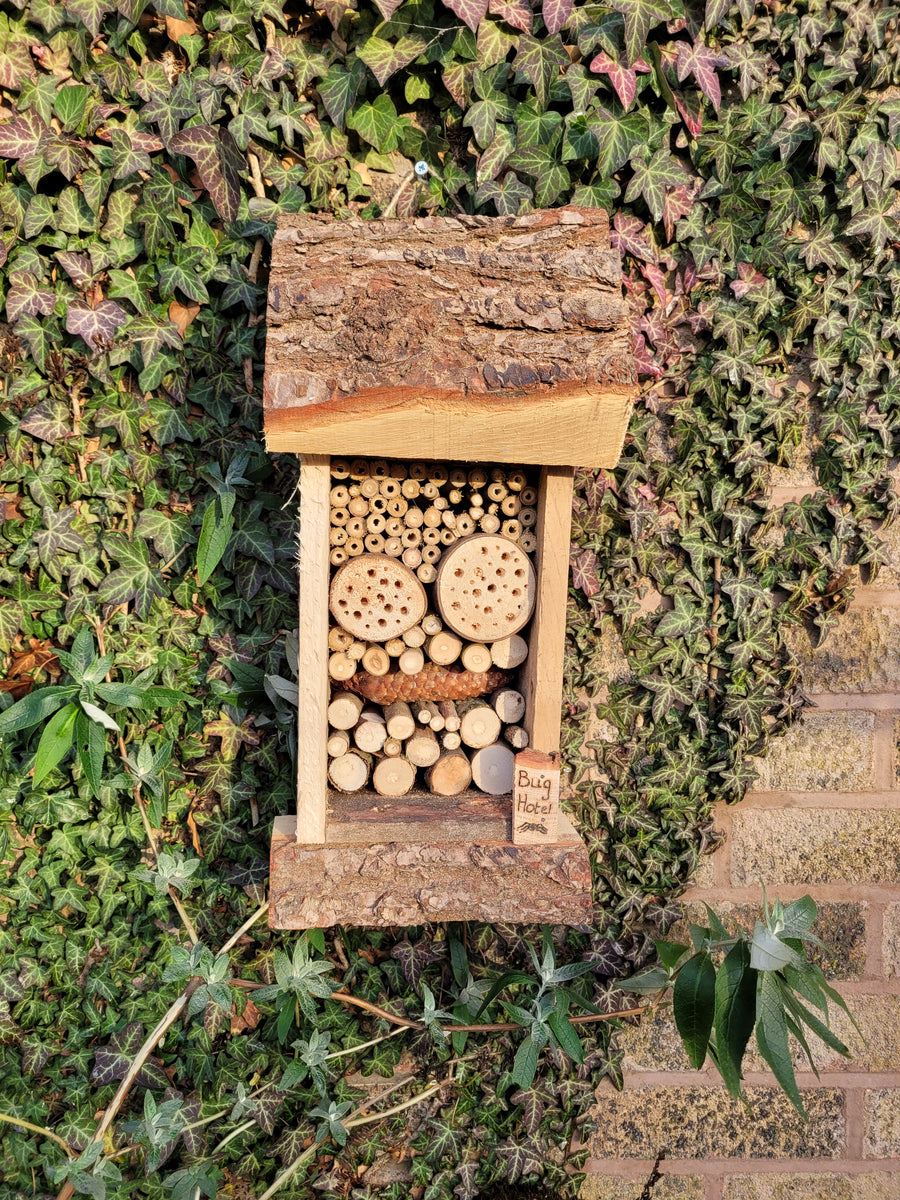 Bug Hotel – Gazelle Crafts